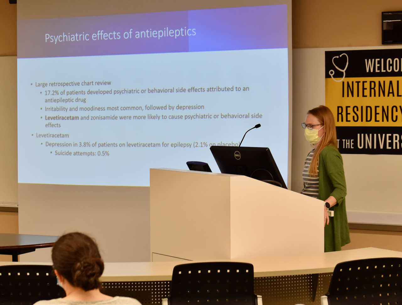 DSC_0988 – Making the Rounds