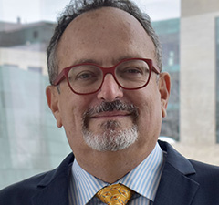 Further excellence in education – Making the Rounds