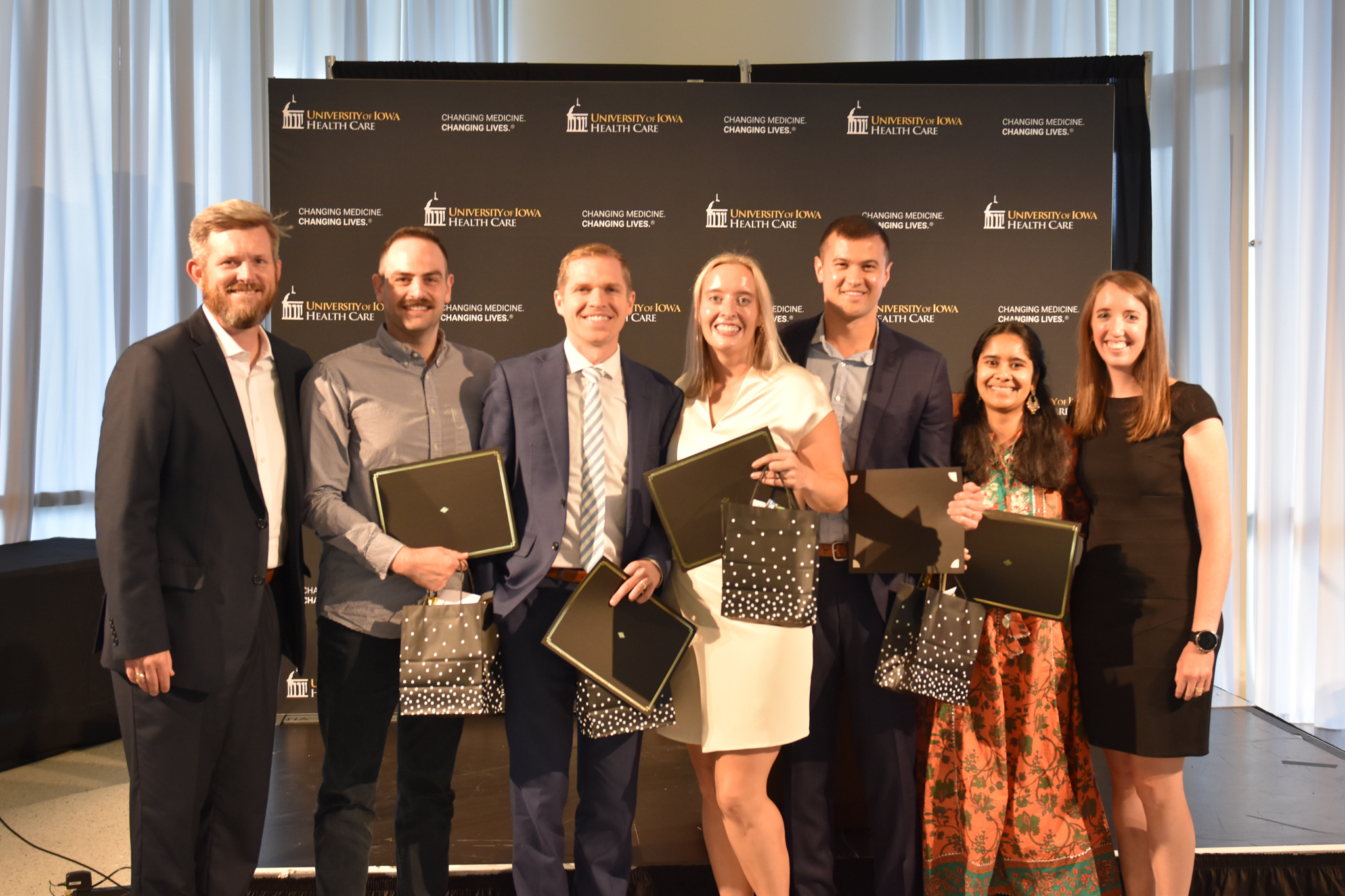 2024_Residency Graduation_Pick-110 – Making the Rounds