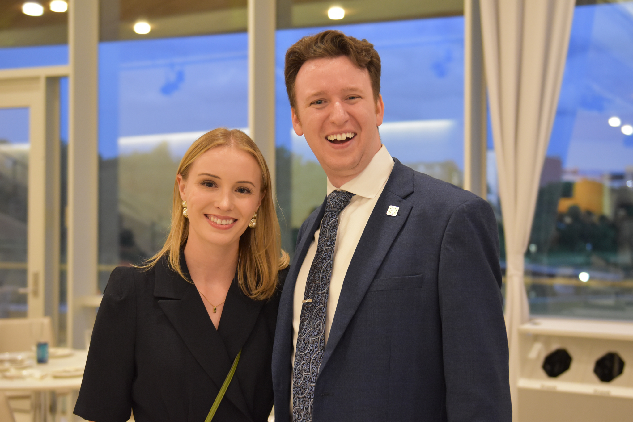 2024_Residency Graduation_Pick-136 – Making the Rounds