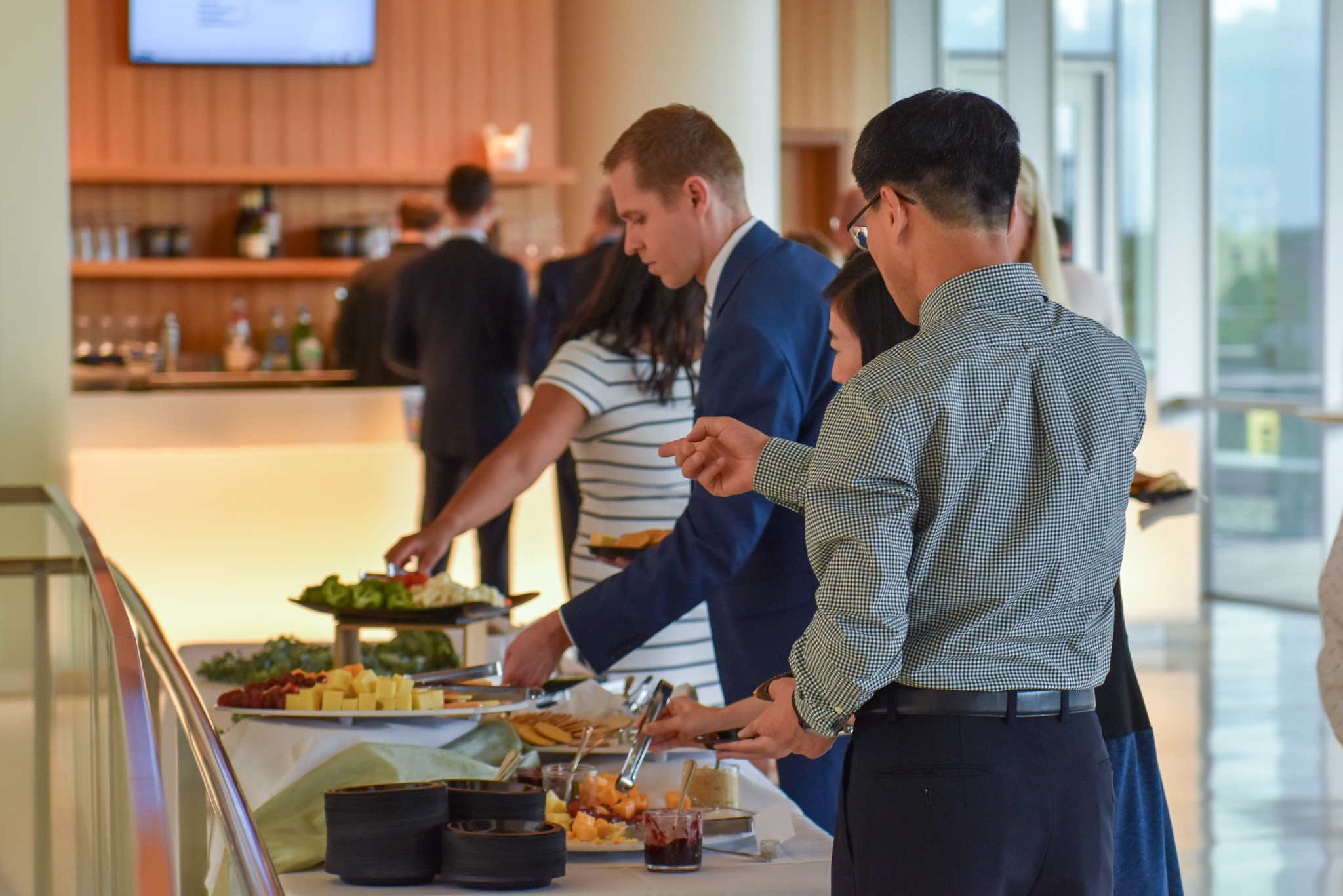 2024_Residency Graduation_Pick-33 – Making the Rounds