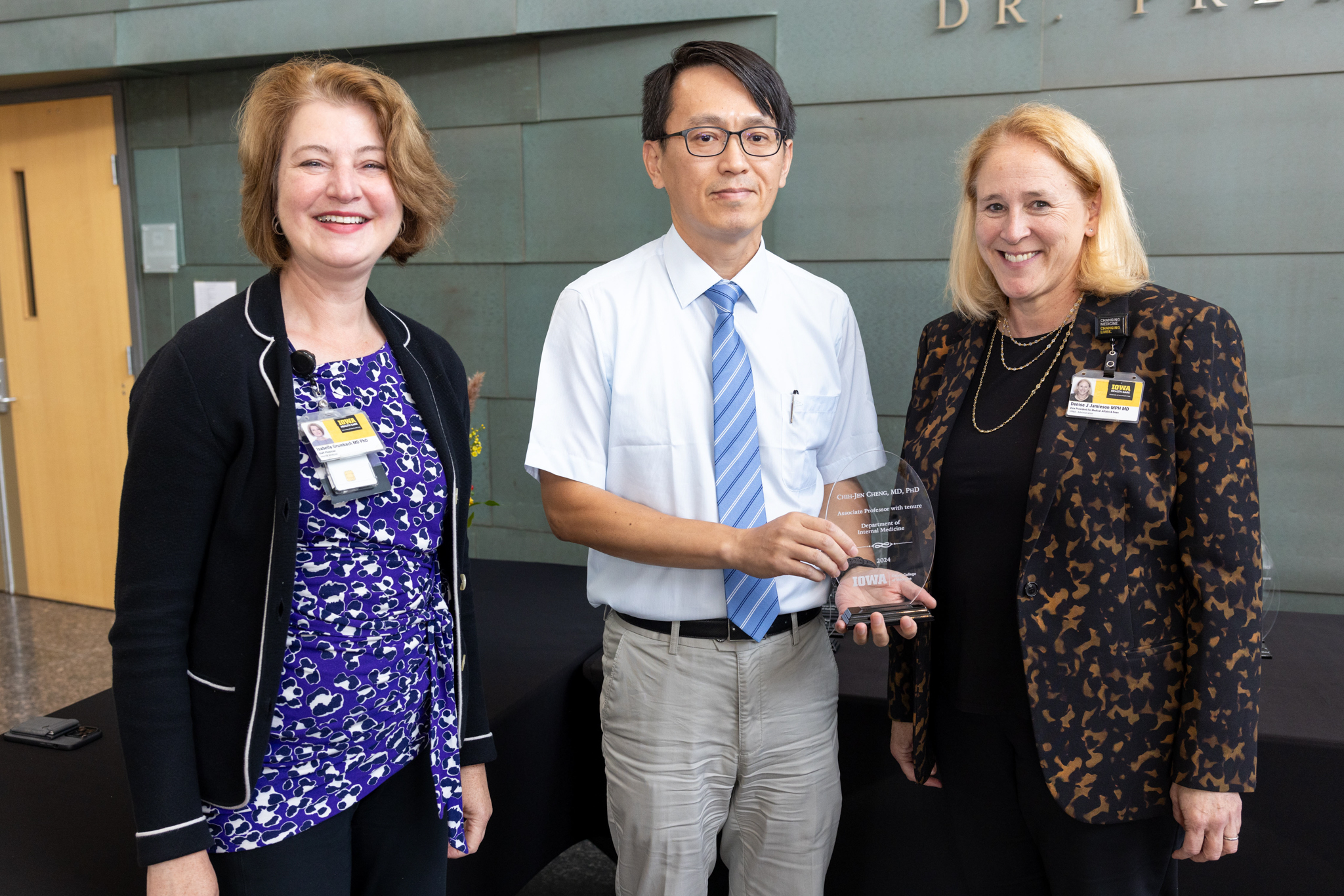 2024_New Assoc Prof and Pros_WEB-47 – Making the Rounds